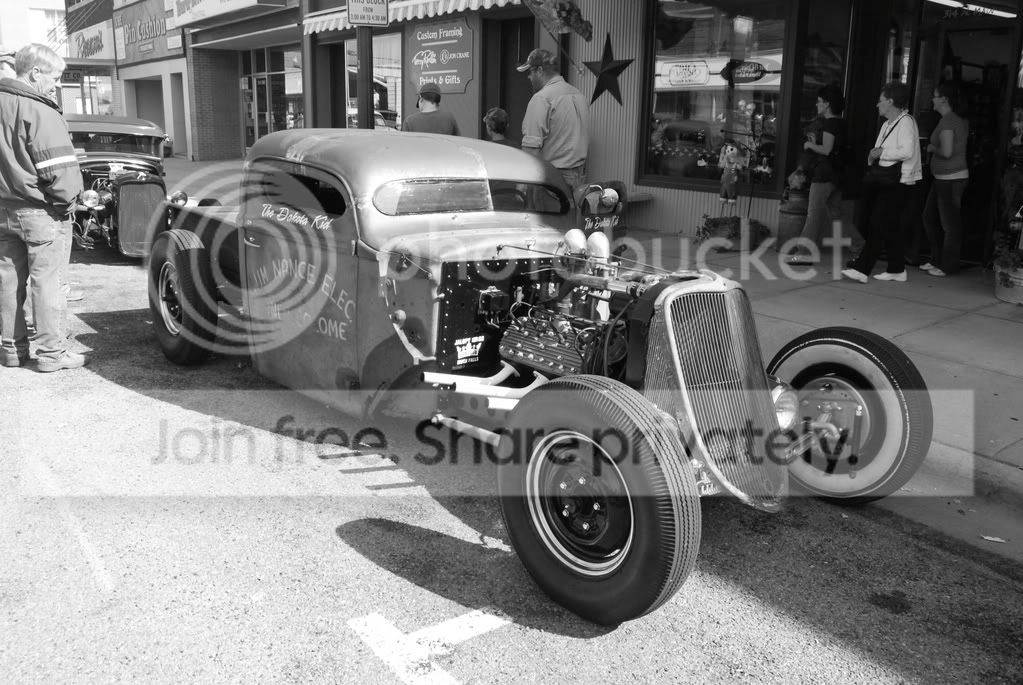 "OUTKASTS" Car Show---Mitchell, SD photos | The H.A.M.B.